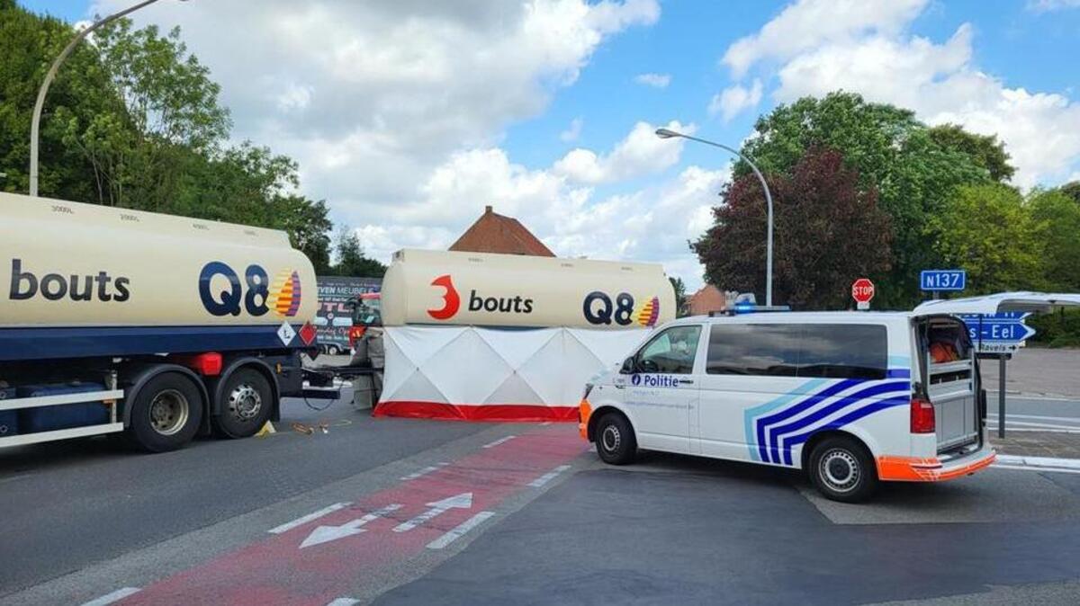 Gevaarlijk kruispunt Grote Baan-Kerkstraat wordt veiliger: “Fietspad en oversteekplaats komen ...
